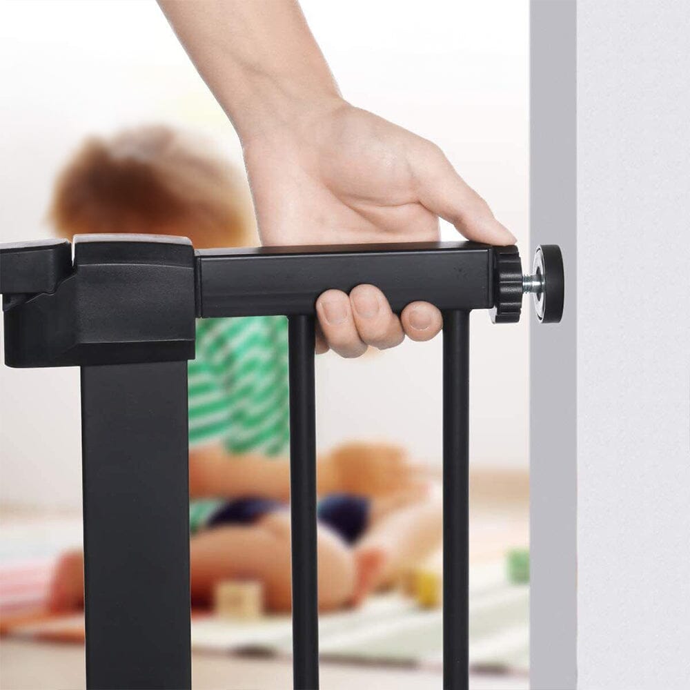 Pet Safety Gate Stair Pressure Fit with Lockable Cat Flap – Living and Home